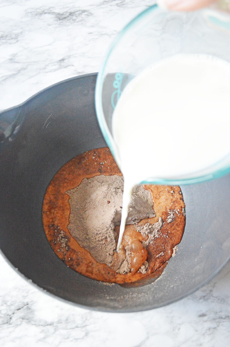 Chocolate Pudding Shots - Planning Inspired