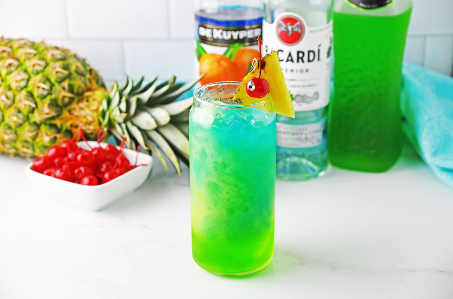 Tipsy Mermaid Cocktail - Planning Inspired