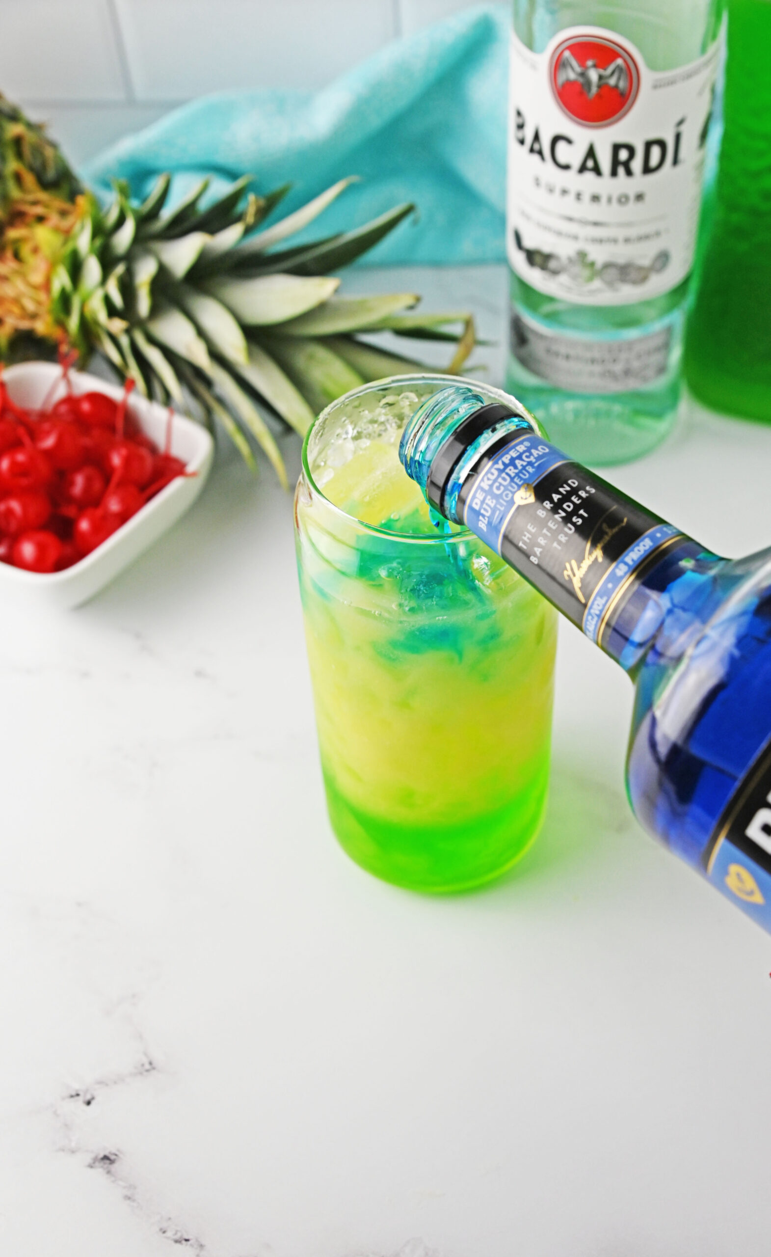 Tipsy Mermaid Cocktail - Planning Inspired