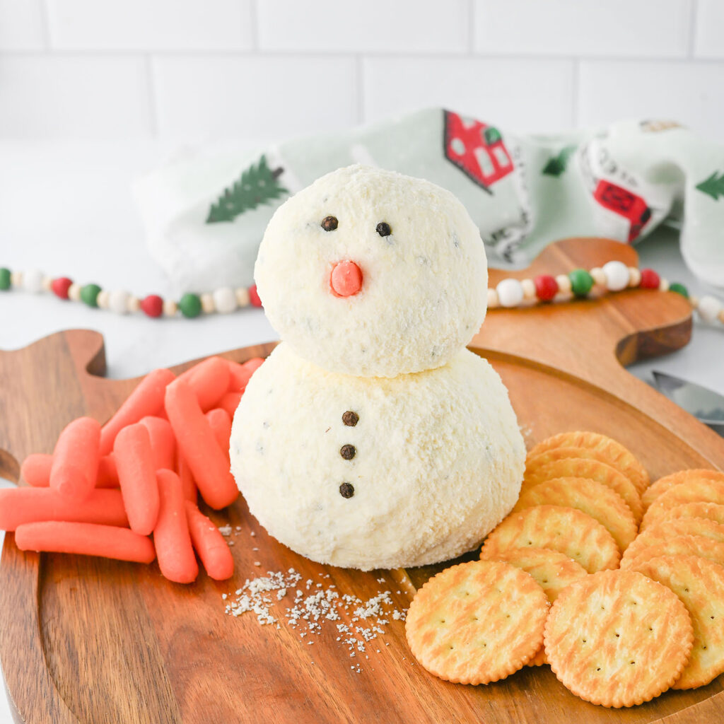 Snowman Cheese Ball - Planning Inspired