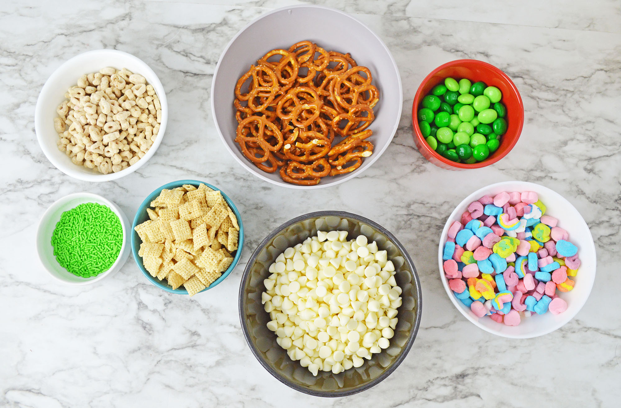 Lucky Charms Snack Mix - Planning Inspired